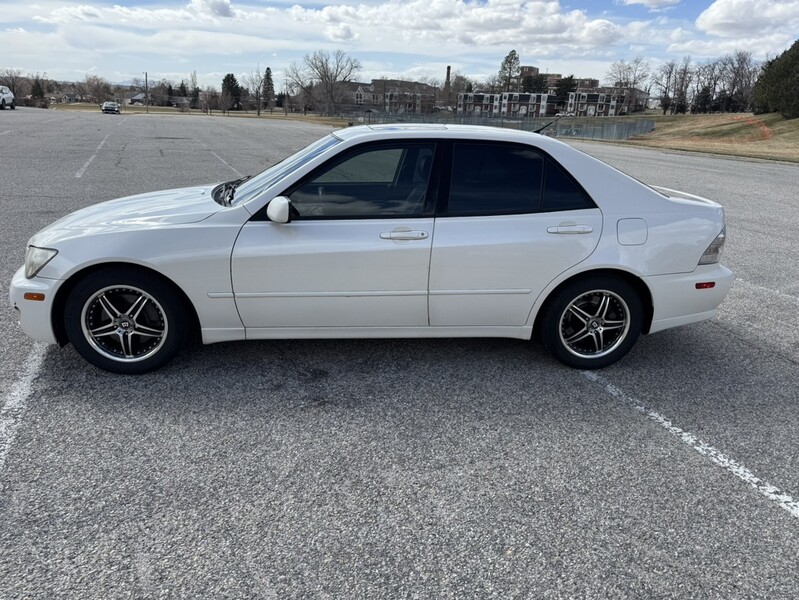 2001 Lexus IS 300 4000 in Ogden, UT | KSL Cars