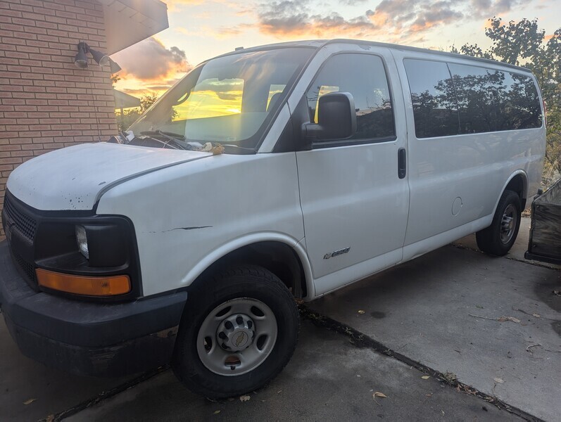 2005 Chevrolet Express 2500 LS 2000 in Mapleton, UT | KSL Cars