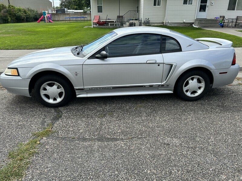 2000 Ford Mustang Base 6500 in Shelley, ID | KSL Cars