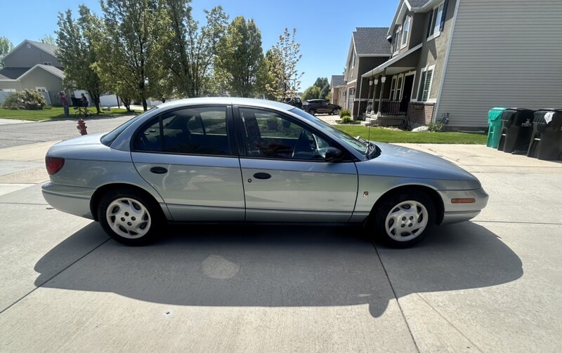 2002 Saturn S-series SL2 $1,700 in Syracuse, UT | KSL Cars
