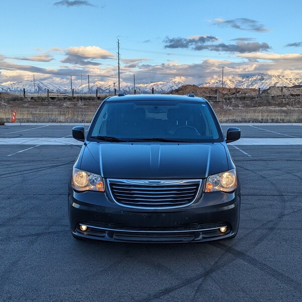 2012 Chrysler Town and Country 5800 in West Valley City, UT | KSL Cars
