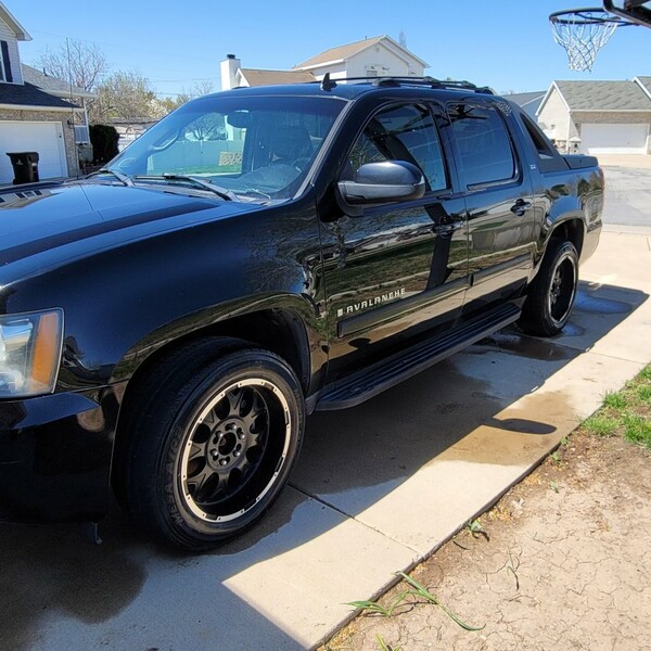 2007 Chevrolet Avalanche LTZ 4000 in Clearfield, UT | KSL Cars