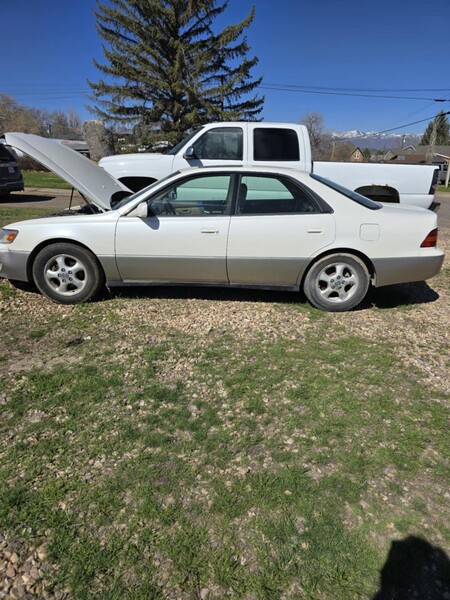 1998 Lexus ES 300h Luxury 800 in Mount Pleasant, UT | KSL Cars