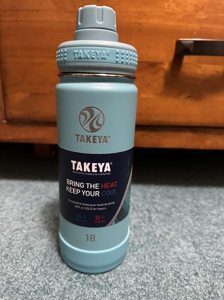 Takeya Water Bottle 18 OZ | Camping & Outdoors Equipment | KSL Classifieds