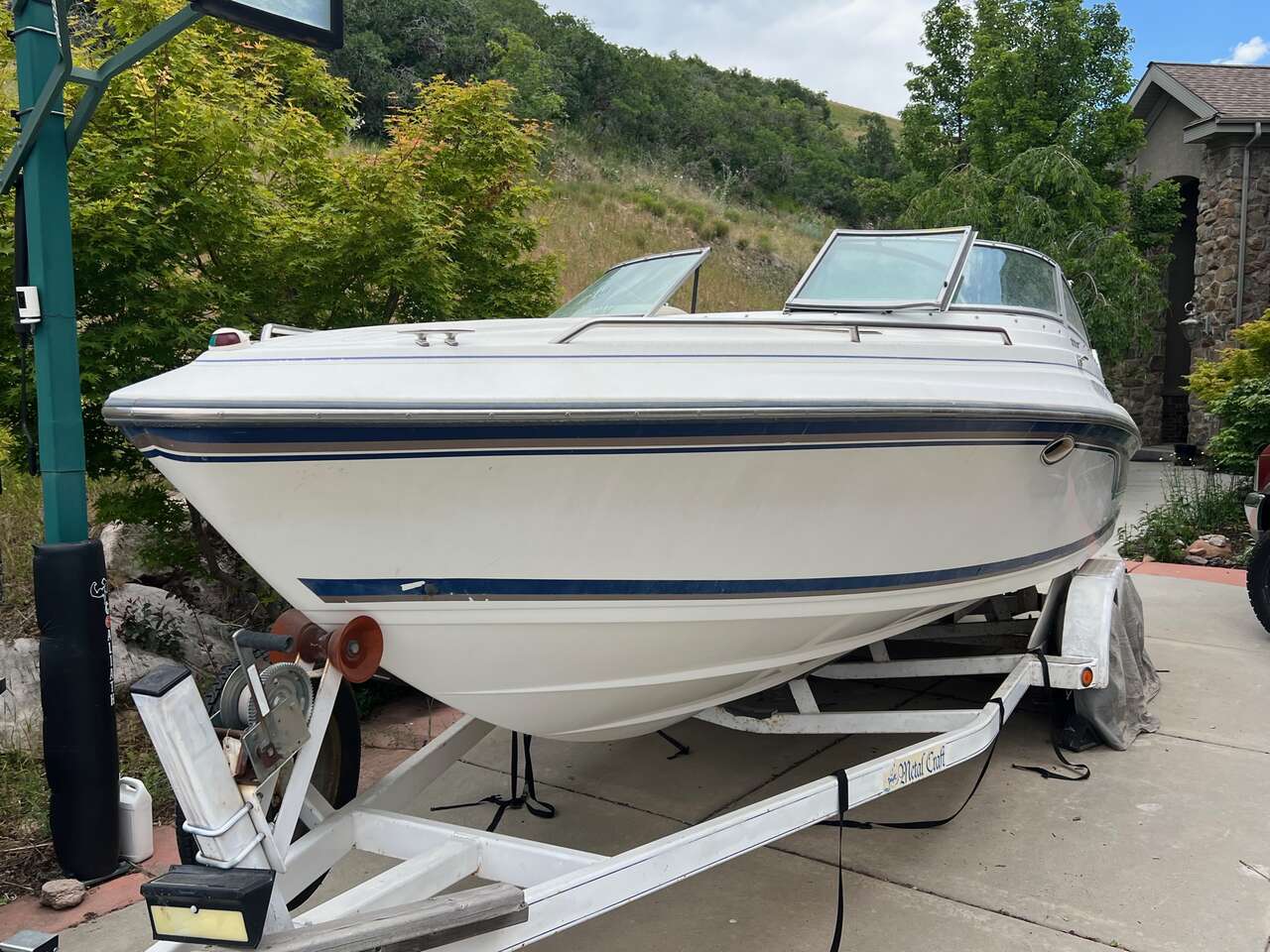 23 ft Cuddy Cabin Formula / Thunde… | Water Sports | ksl.com
