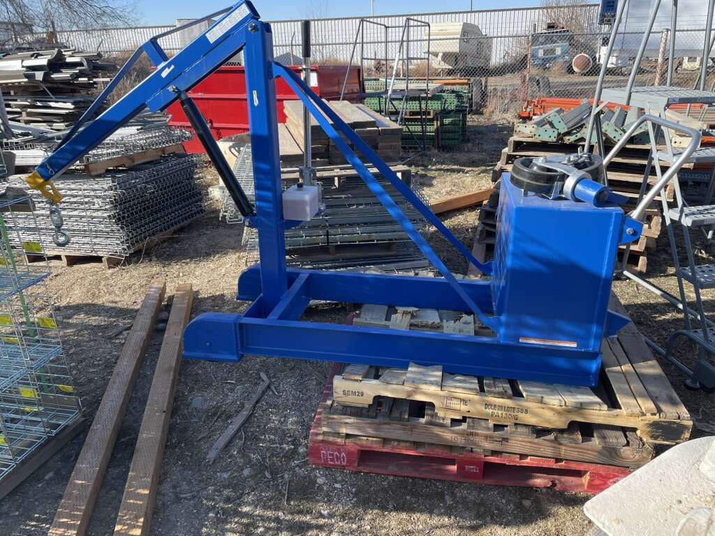 Vestil Counterbalanced Floor Crane S… | Industrial | ksl.com