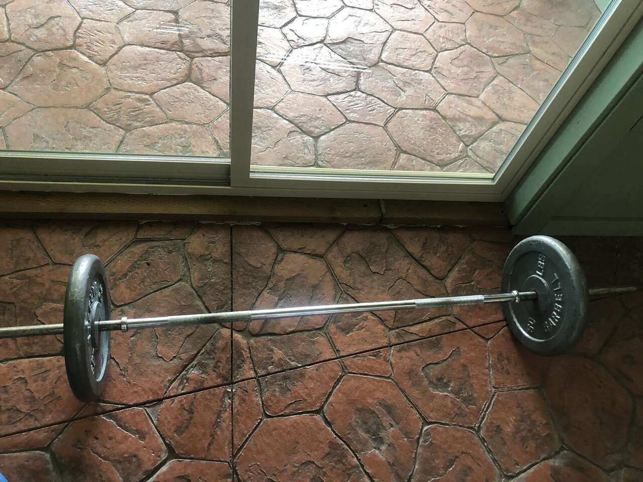 6 ft Barbell and 2 50lb Cast Iron Barbell Weight Plates | Barbell and ...