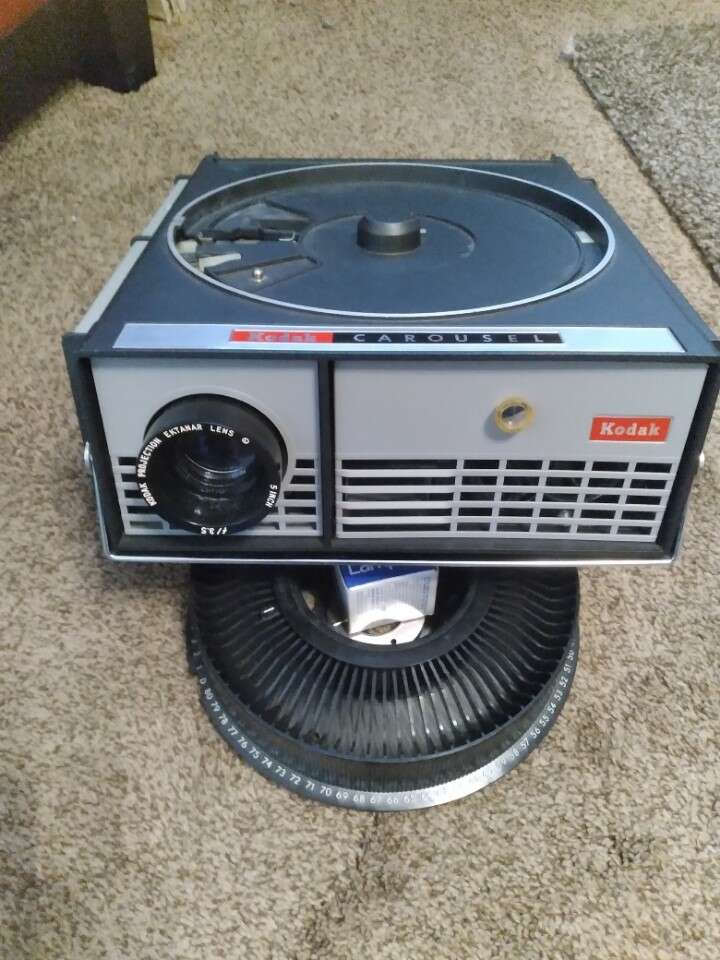 Kodak Carousel slide projector | General | ksl.com