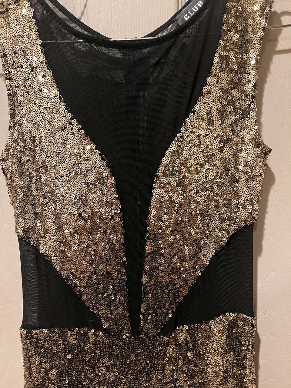 Womens Club L Gold Sequin/… | Clothing and Apparel | ksl.com