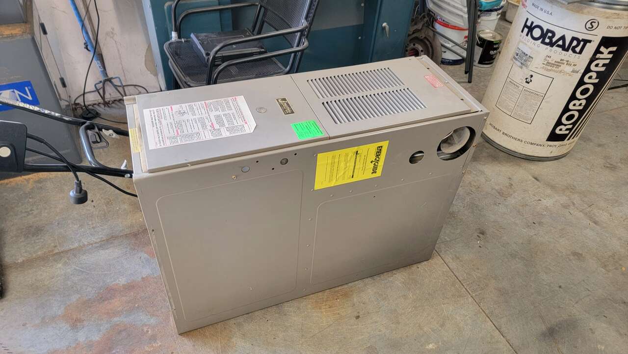 Goodman Natural Gas Furnace | Heating and Cooling | KSL Classifieds