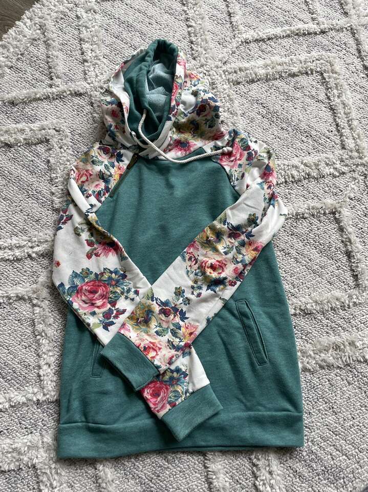 Girls Ampersand Floral Tea… | Clothing and Apparel | ksl.com