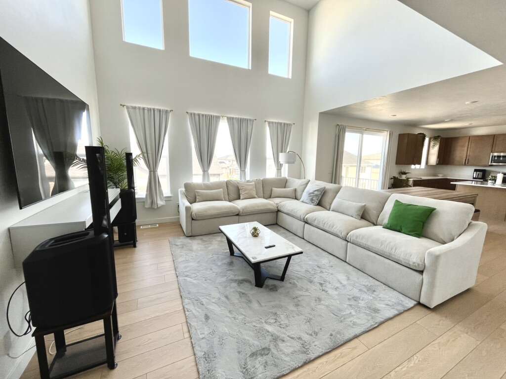 Room For Rent | Other Real Estate | ksl.com