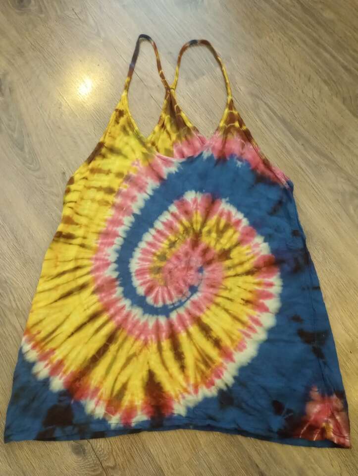 Tie-Dye Tank Top~XS | Clothing and Apparel | ksl.com