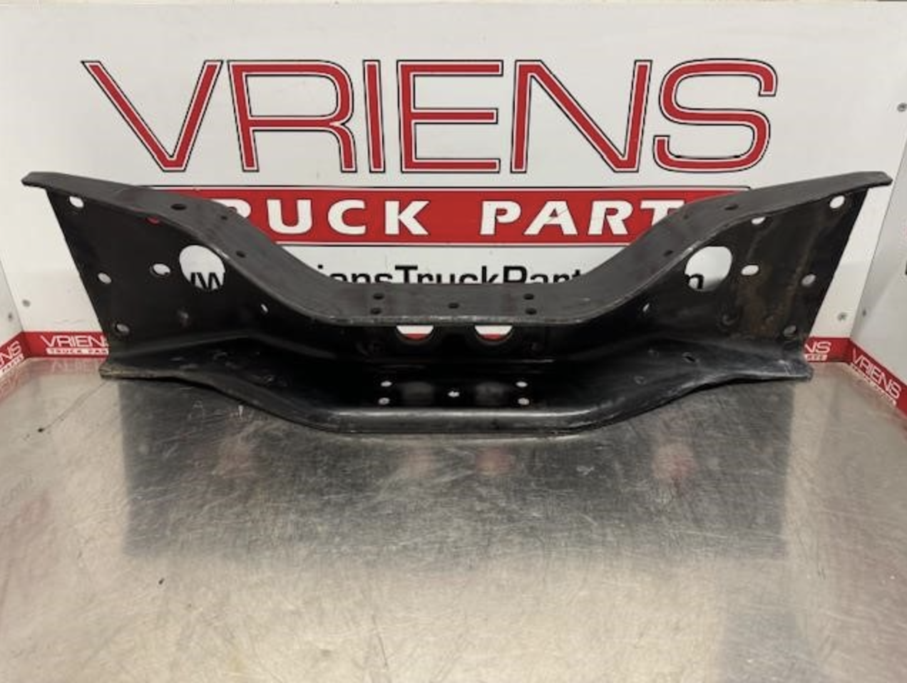 FREIGHTLINER CROSS MEMBER ASSEMBLY | Heavy Equipment/Tractors | KSL ...