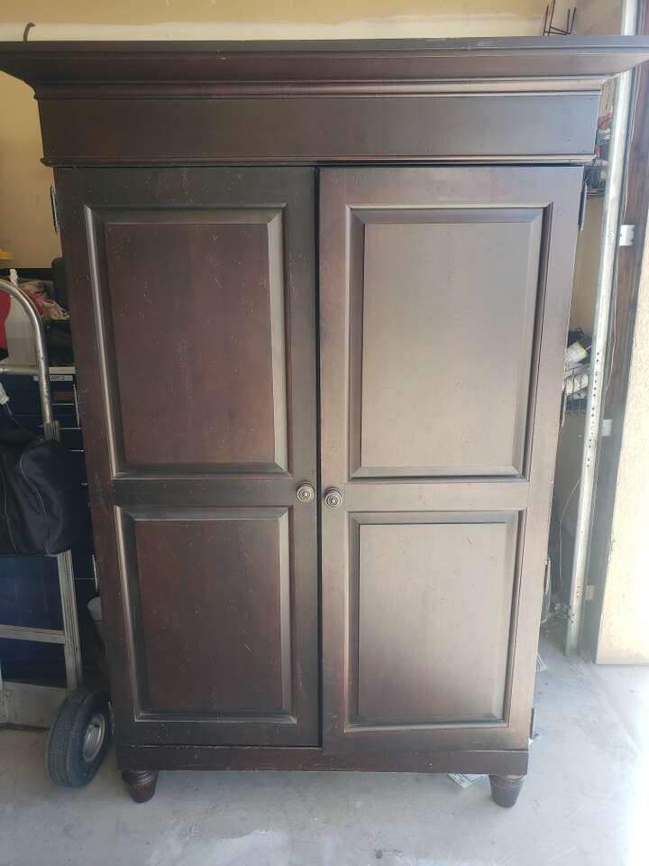 RC Willey king size bedroom set | Bedroom Sets | KSL Classifieds