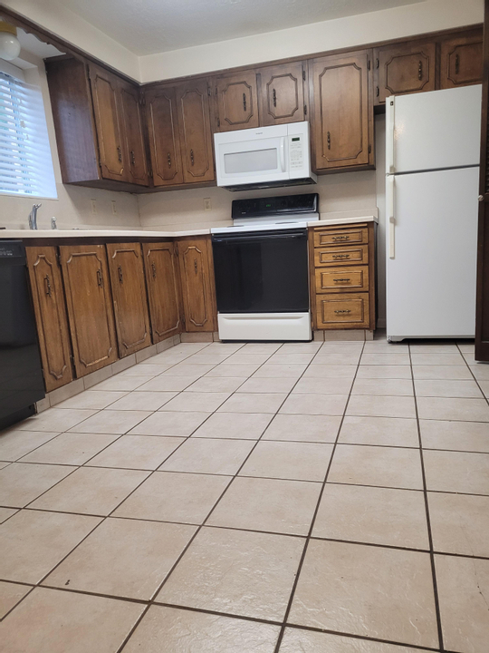 Apartment For Rent at 353 N 500 E, Logan, UT 84321 | KSL.com