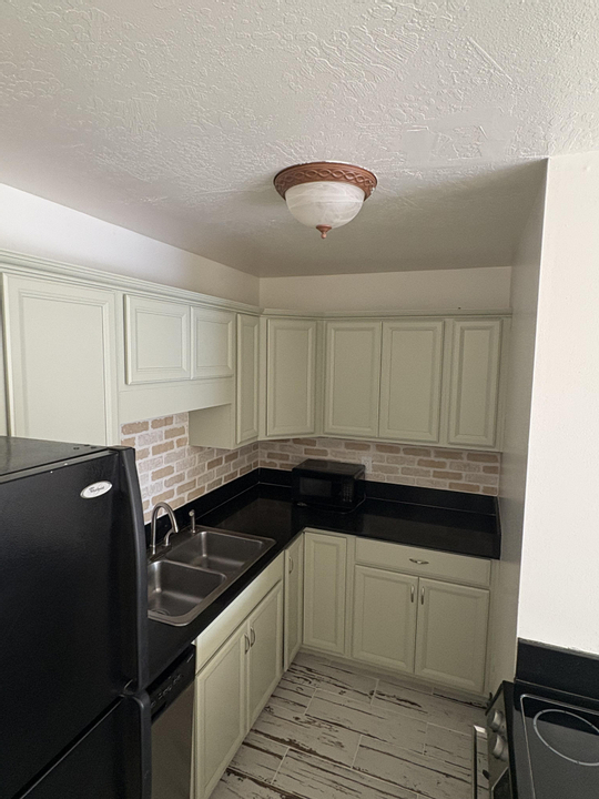 Apartment For Rent at 127 South 800 East, Salt Lake City, UT 84102 ...