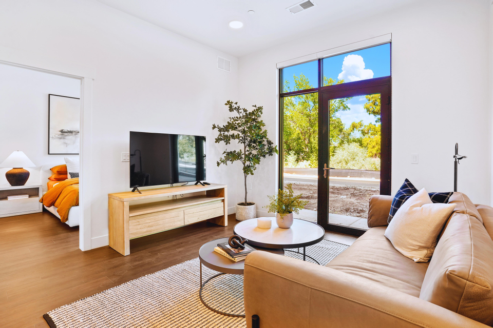 Apartment For Rent at 50 W 400 S, Layton, UT 84041 | KSL.com