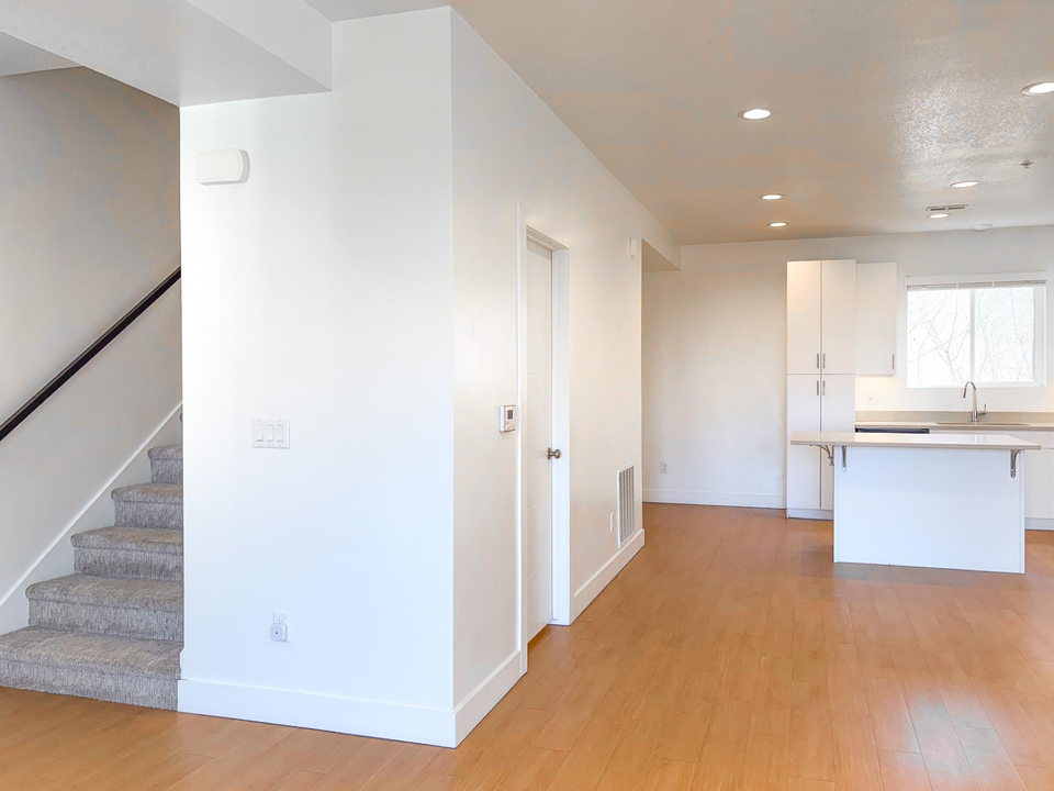Apartment For Rent at 1315 Crandall Avenue, Salt Lake City, UT 84106 ...