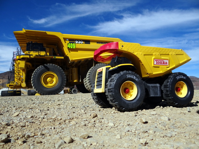 Building Kennecott's monster dump trucks, one piece at a time | KSL.com