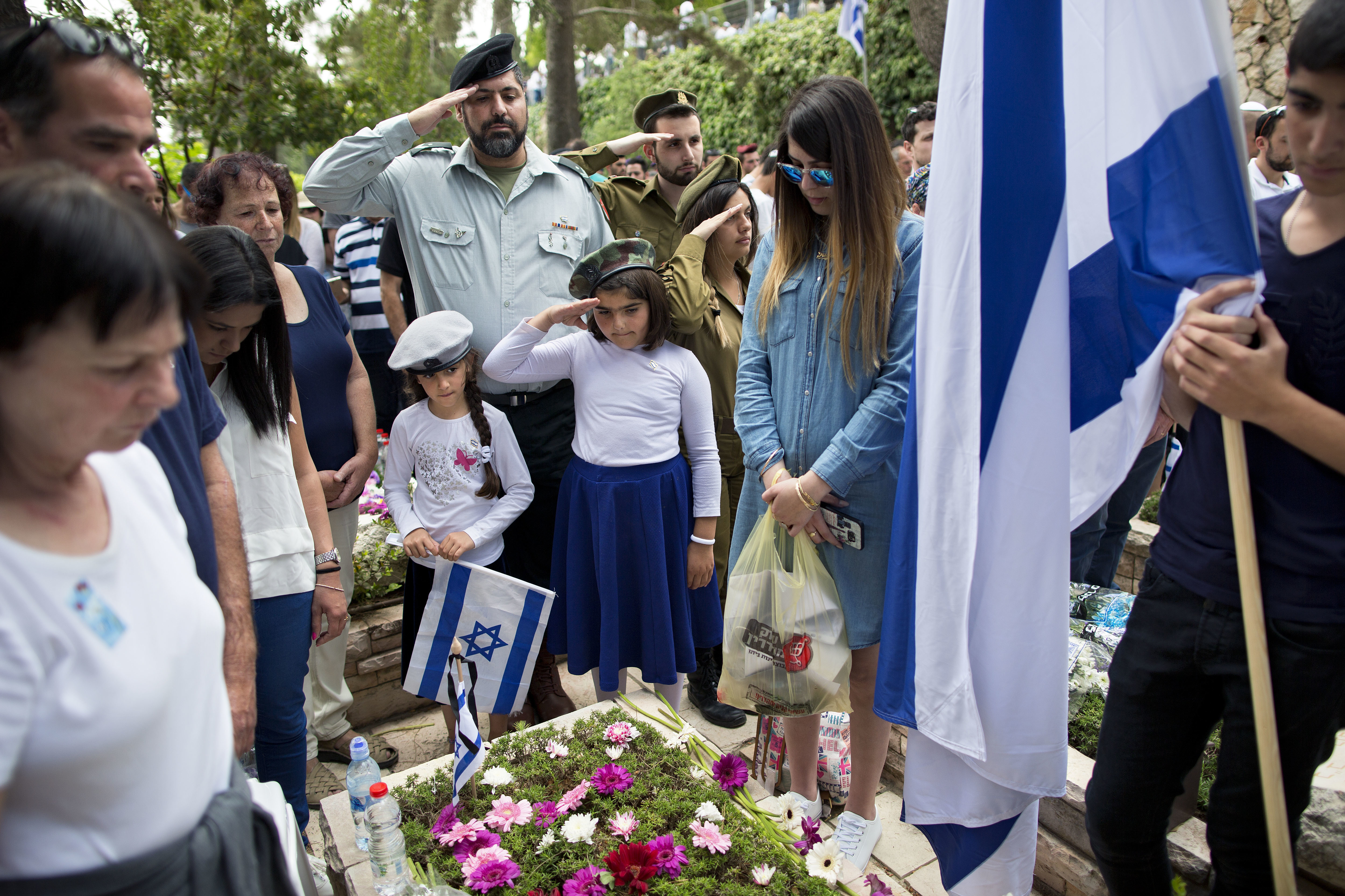 Israel celebrates 69th birthday after solemn Memorial Day | KSL.com