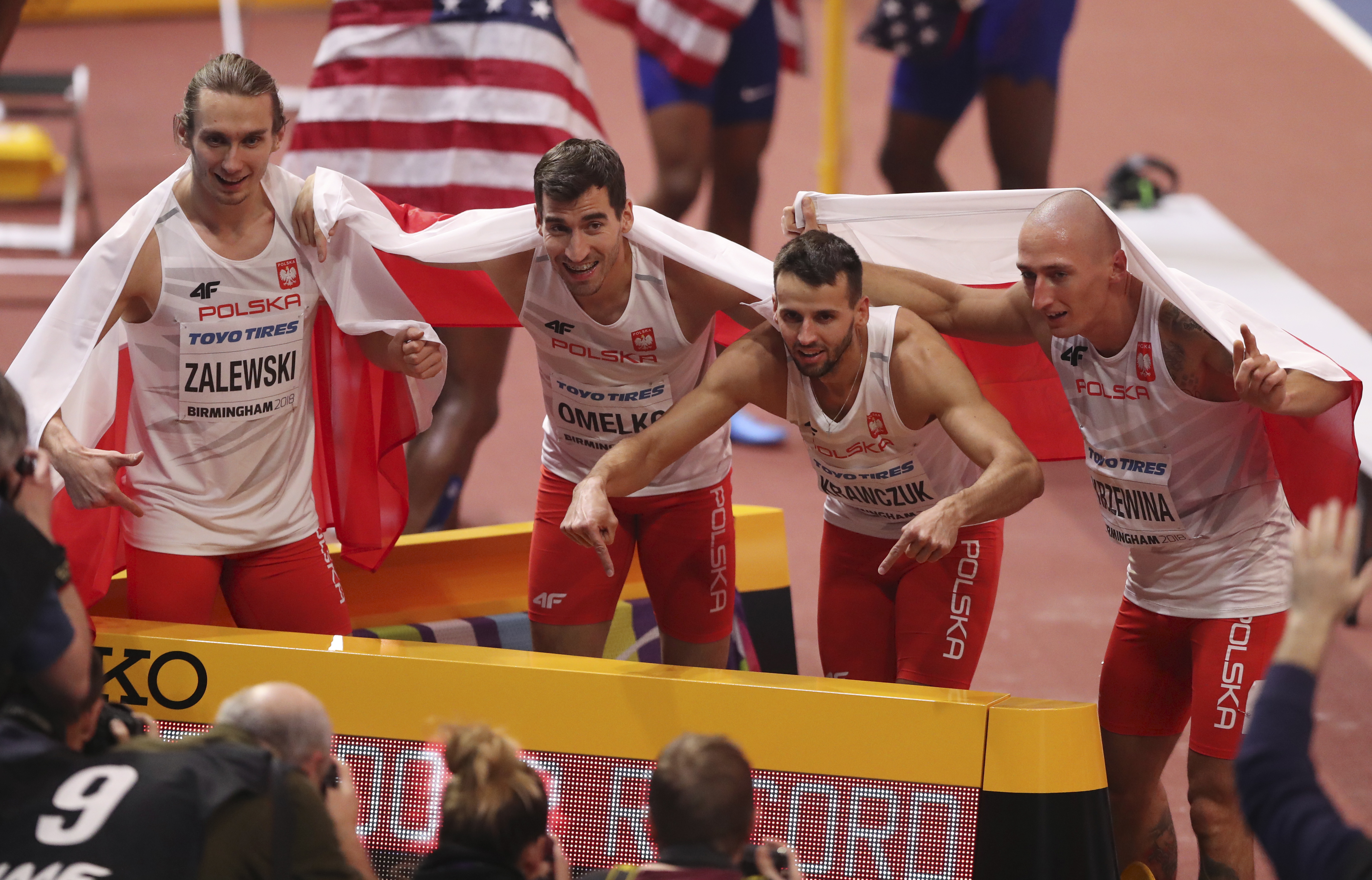 Poland sets world indoor record in 4x400-meter relay, US 2nd | KSL.com
