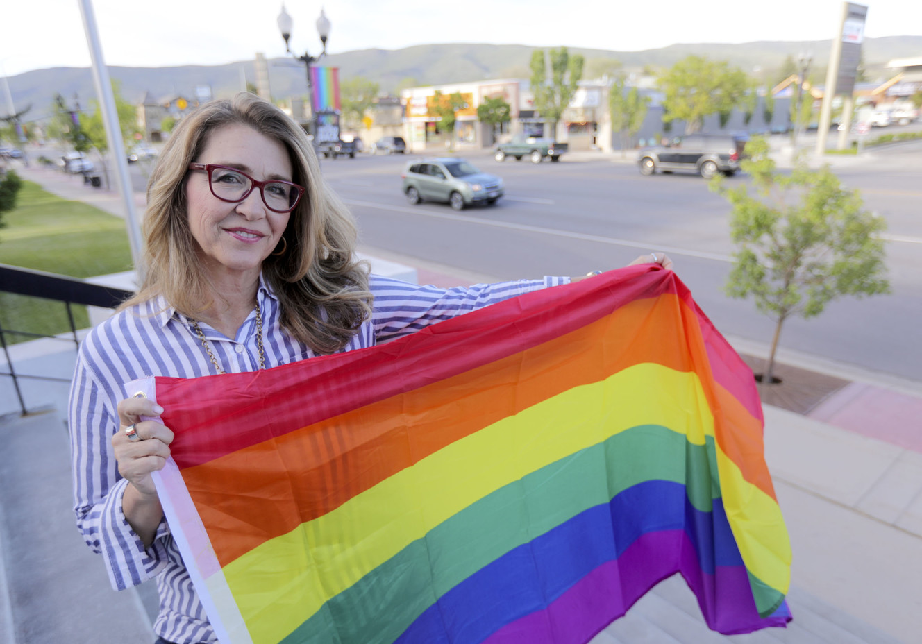 LGBT Pride flags spark controversy, support in Utah city | KSL.com