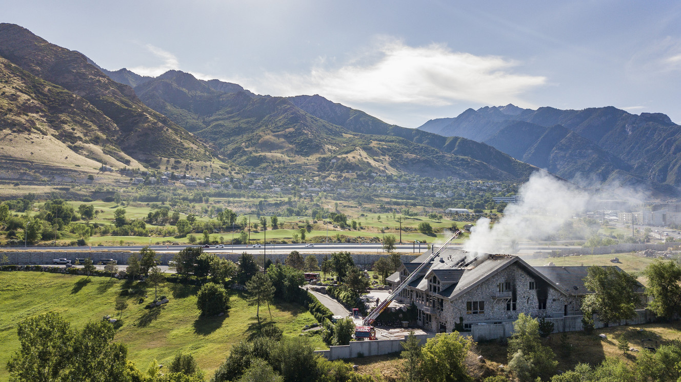 Fire destroys 25,000-square-foot Holladay home | KSL.com