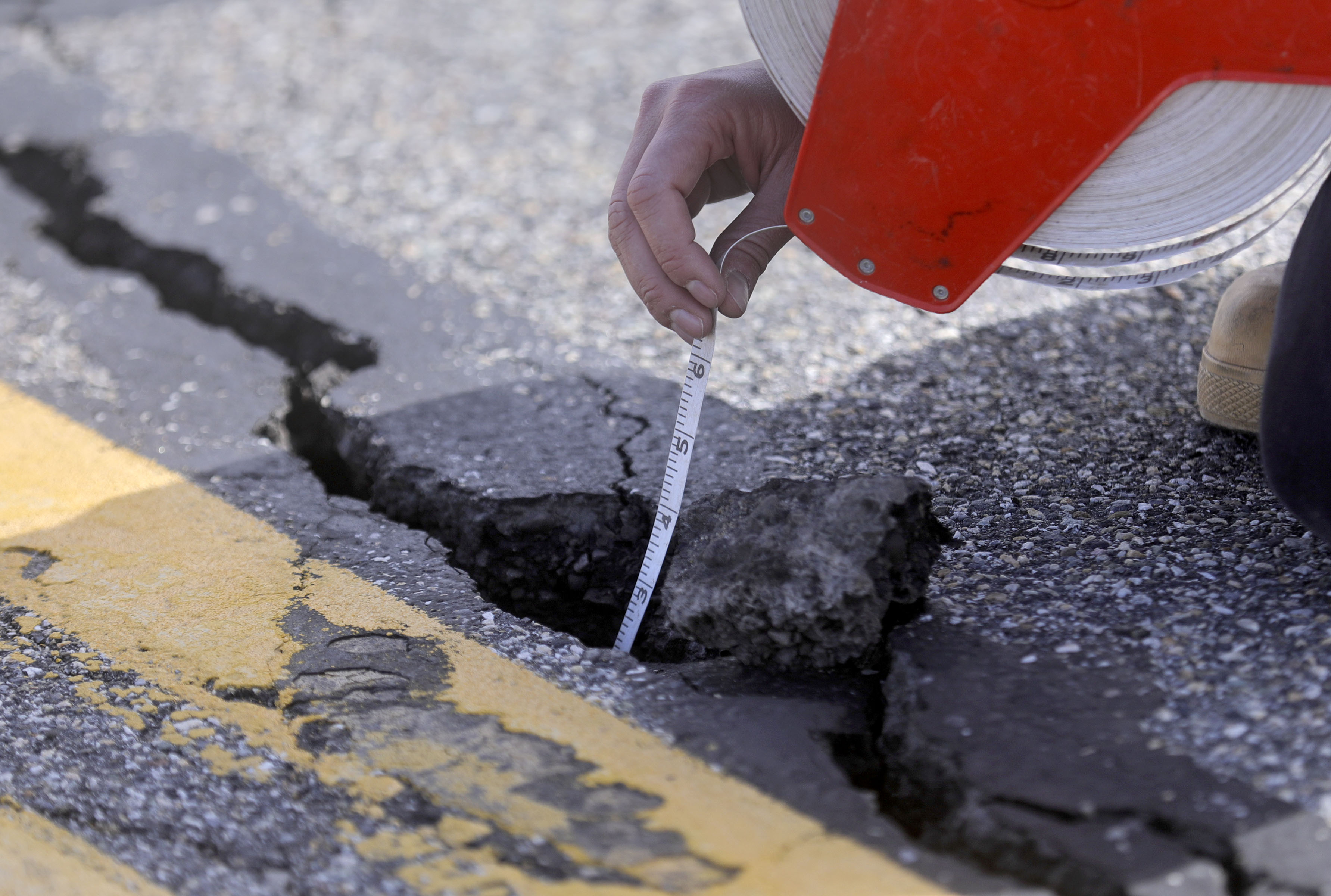 Magna recovering, assessing damage after 5.7 magnitude earthquake | KSL.com