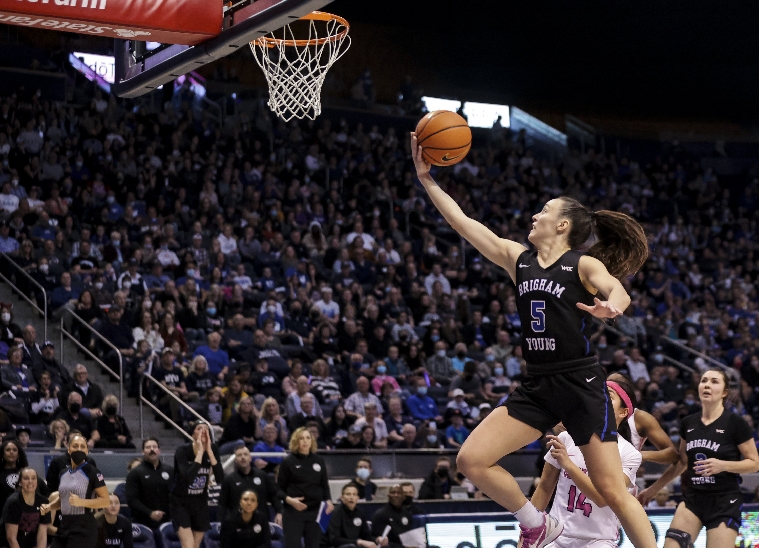 BYU women's basketball inches up to No. 19 after 30 straight home wins ...