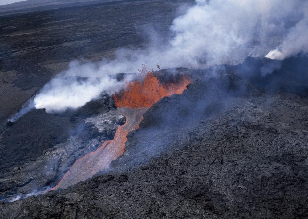 Hawaii's Big Island gets warning as huge volcano rumbles | KSL.com