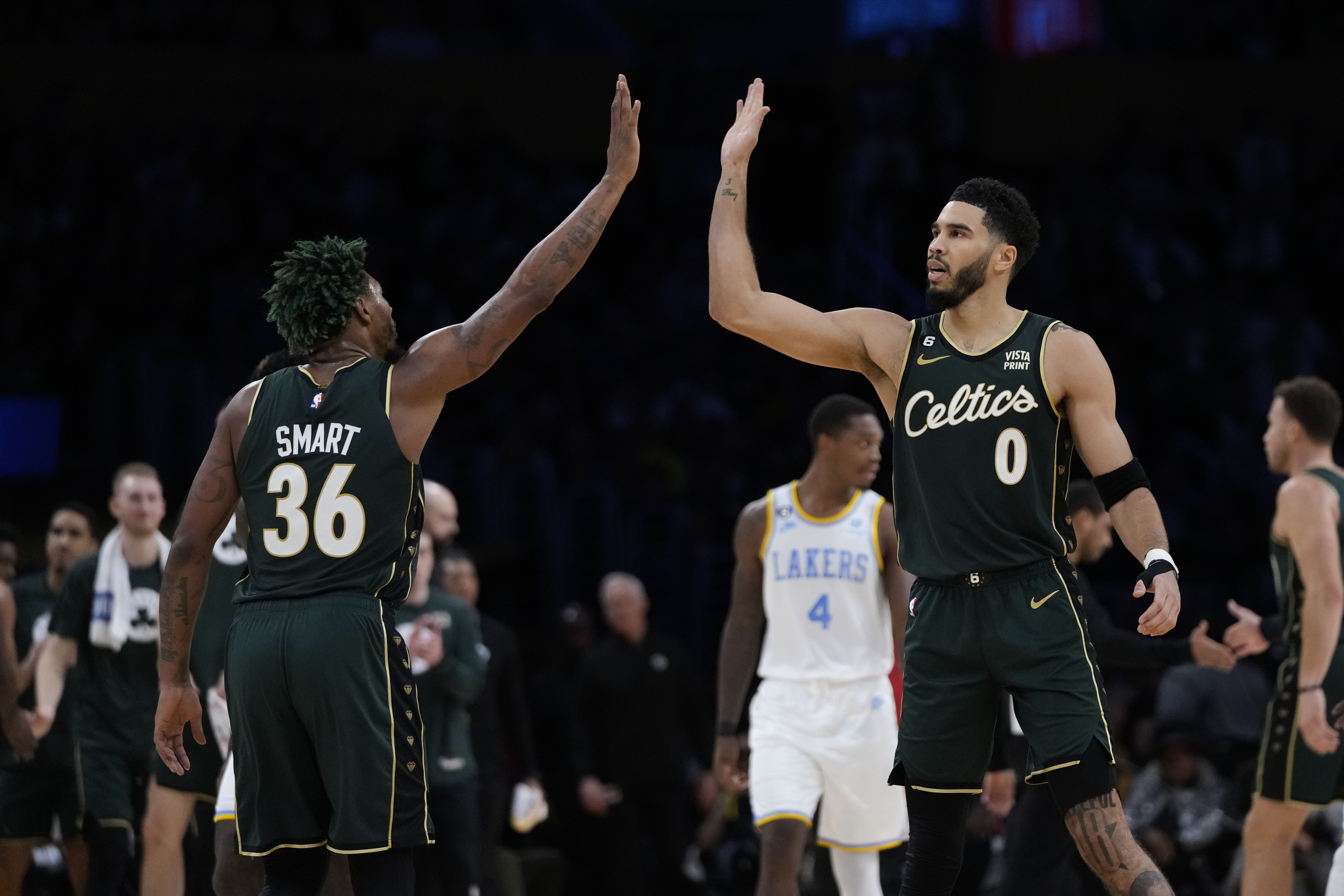 Celtics blow big lead, rally back, beat Lakers 122-118 in OT | KSL.com