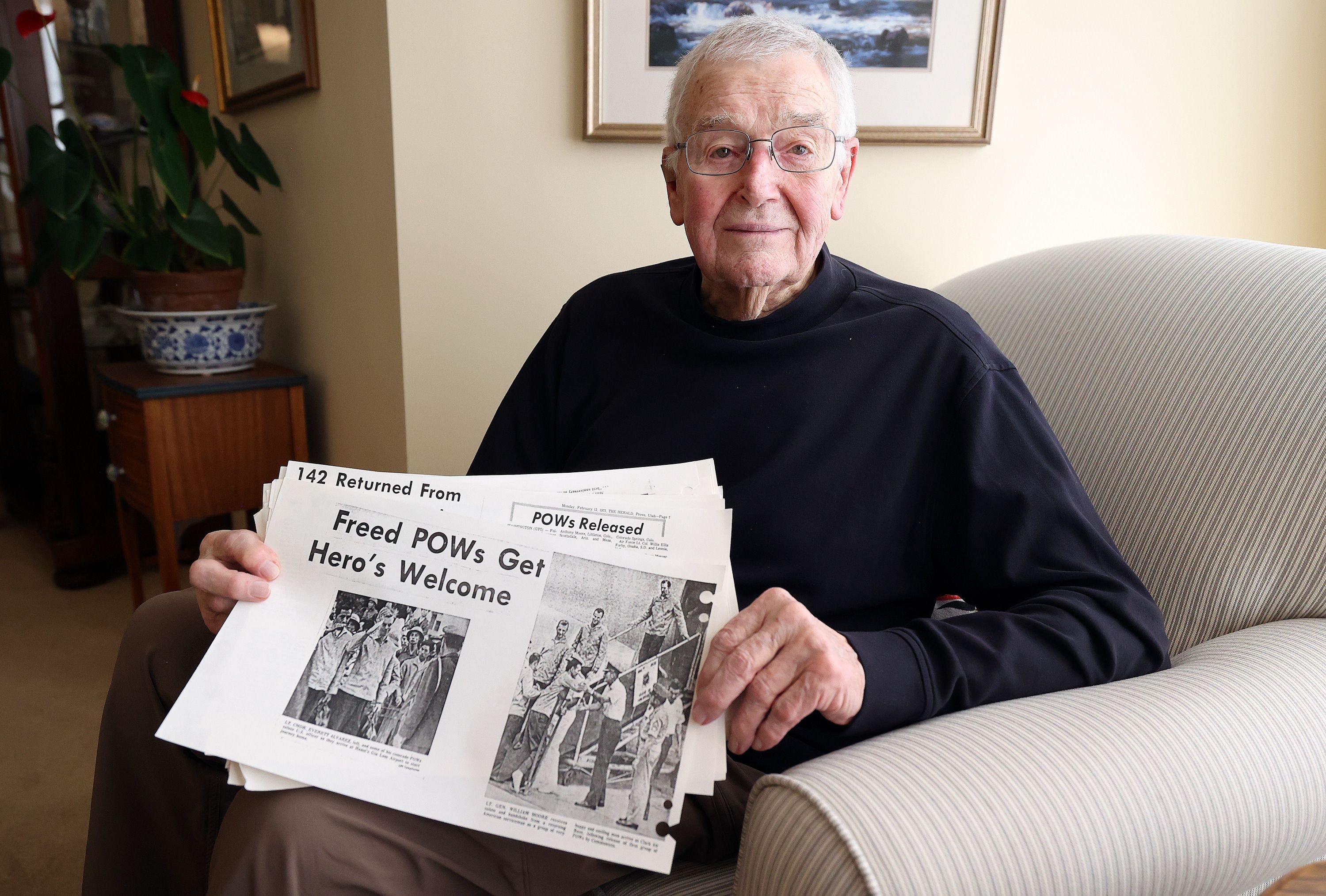 Veteran who flew Vietnam POWs to freedom shares memories | KSL.com