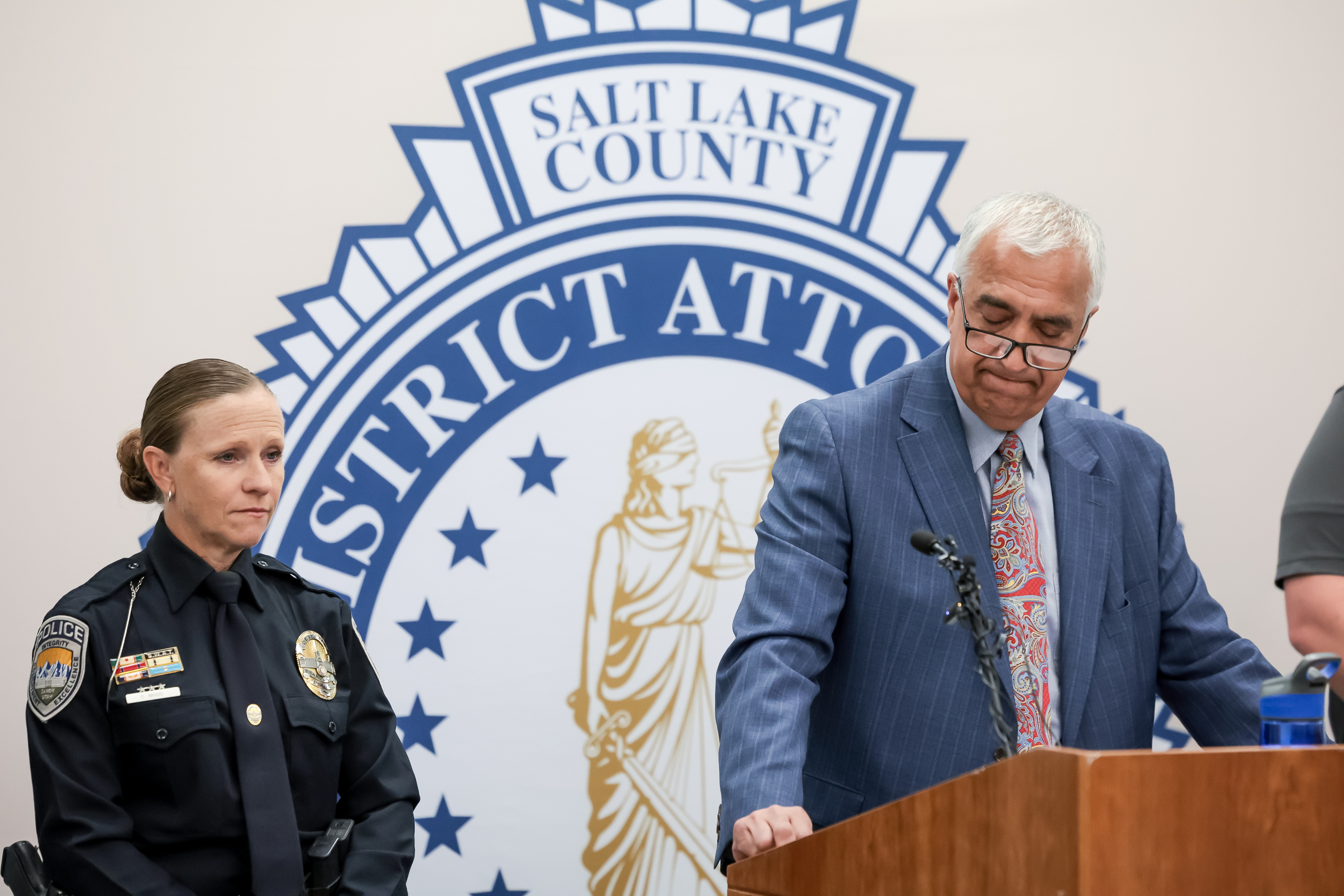 Sandy detective honored for 'incredible work' in horrific child abuse ...