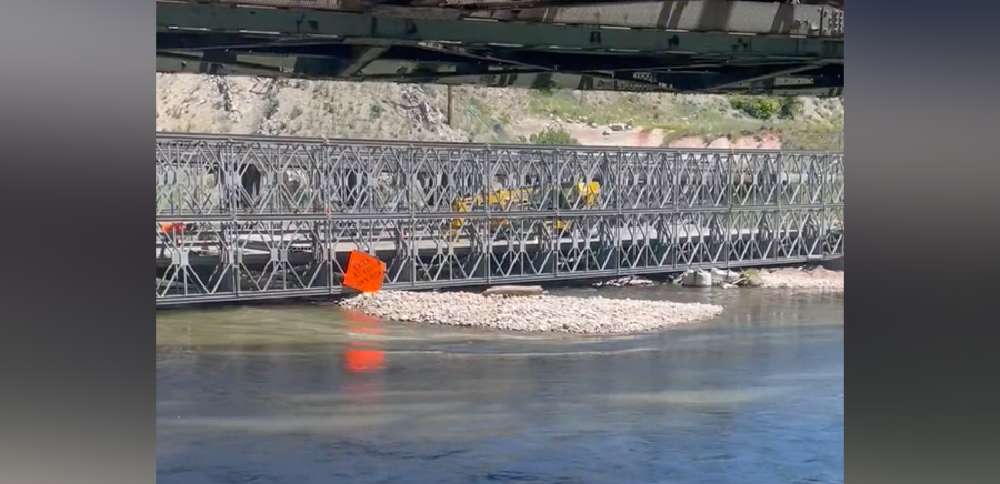 Temporary Floating Bridges Puget Sound's SR 520: One Project Begins As
