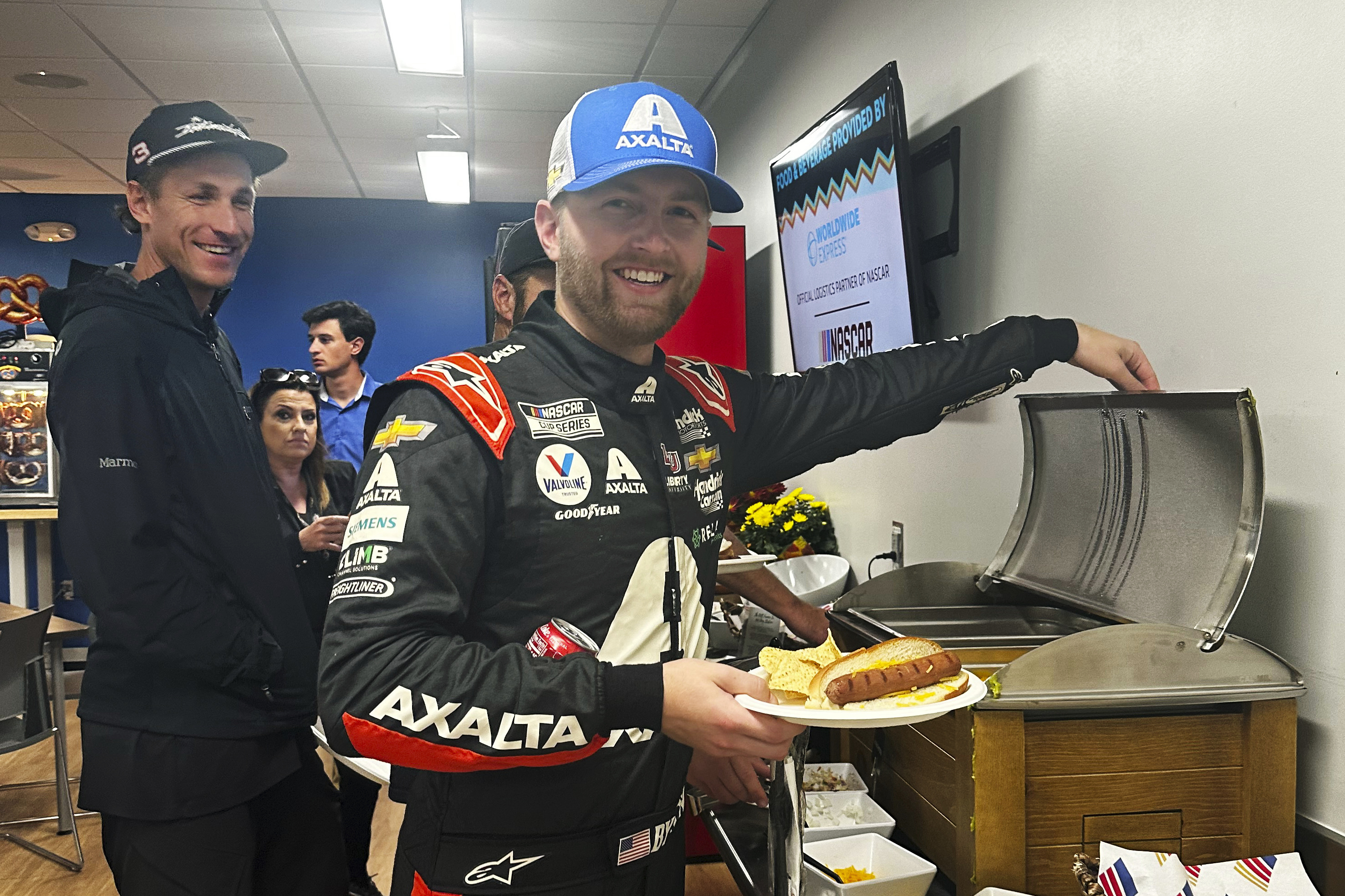 Who has the best odds to celebrate a NASCAR championship? Ryan Blaney's ...