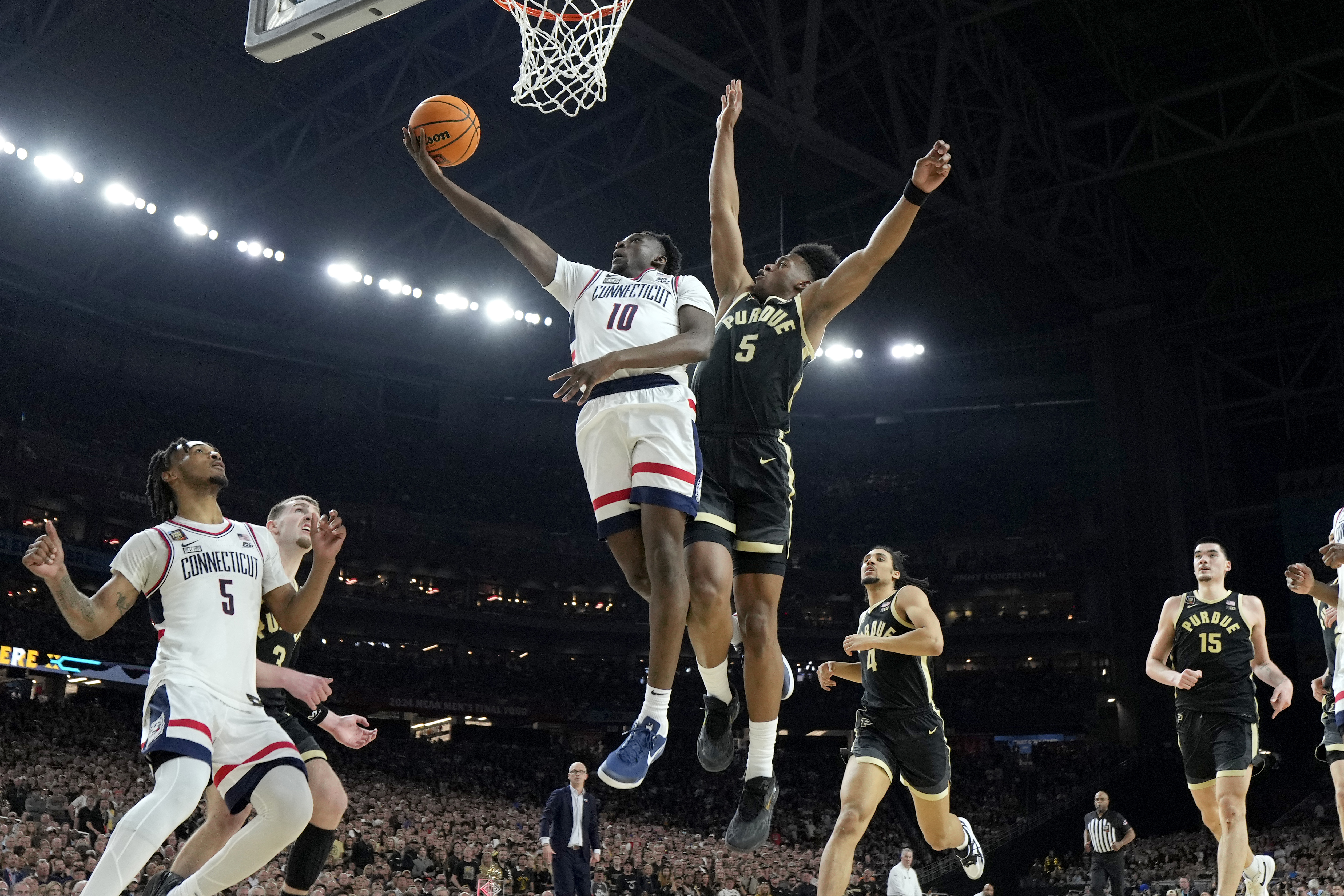 UConn concludes dominant run to 2nd straight NCAA title, beating Purdue ...