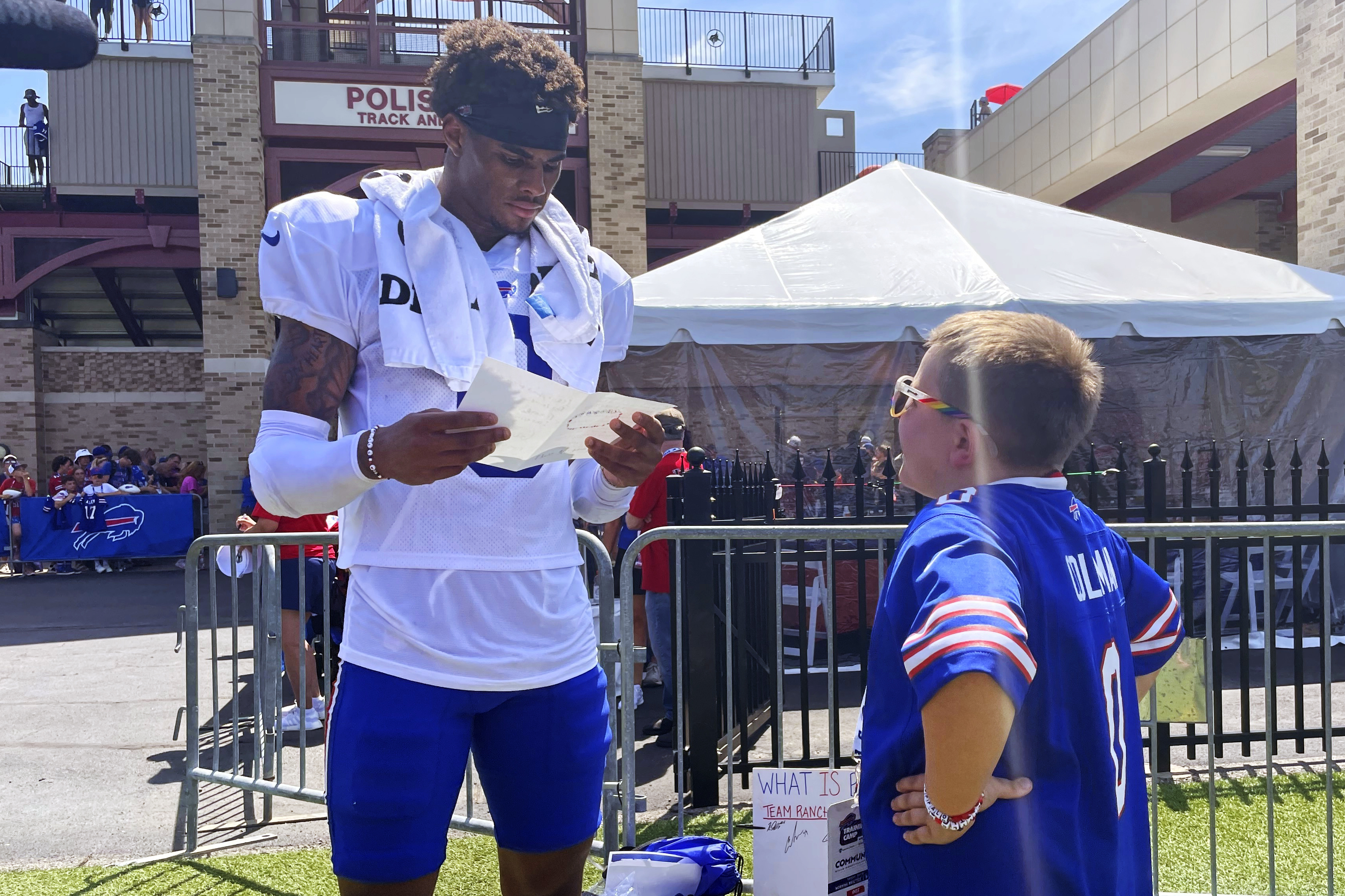 Bills receiver Keon Coleman thanks 10-year-old fan who made friendship bracelets for him | KSL.com